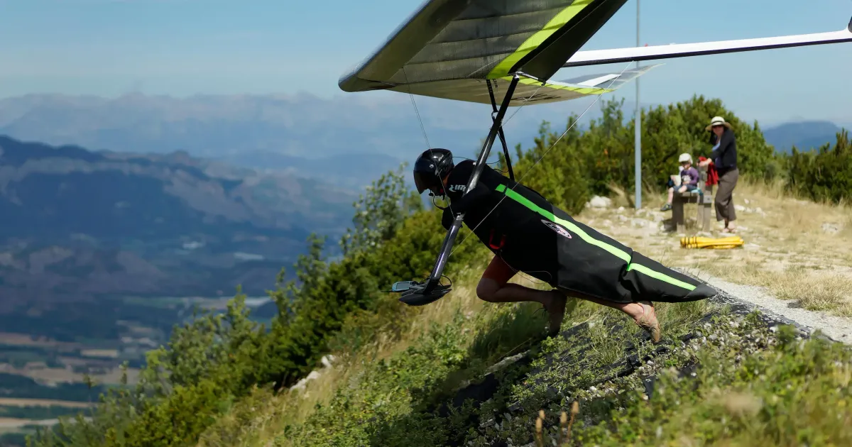 The Basics of Flight Physics: Understanding the Forces That Make ...